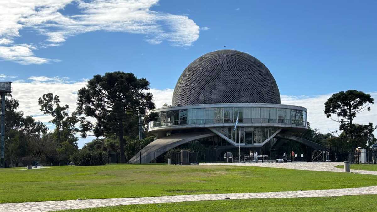 Planetario Galileo Galilei moderniza sus proyectores con Barco - AVI Latinoamérica